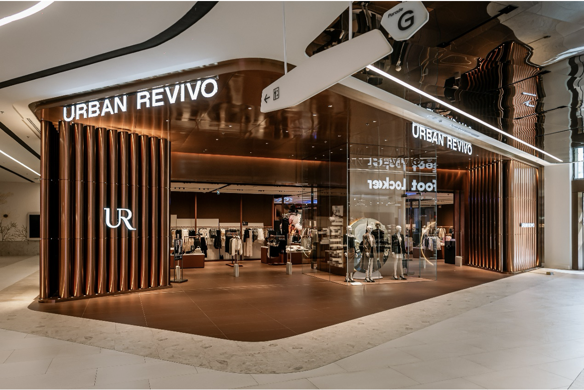Breaking News | UR’s Largest Overseas Store Open in Bangkok – LUXEPLACE